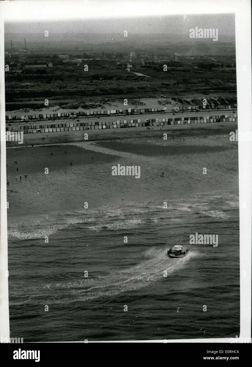 The hovercraft 1959 hi-res stock photography and images - Alamy