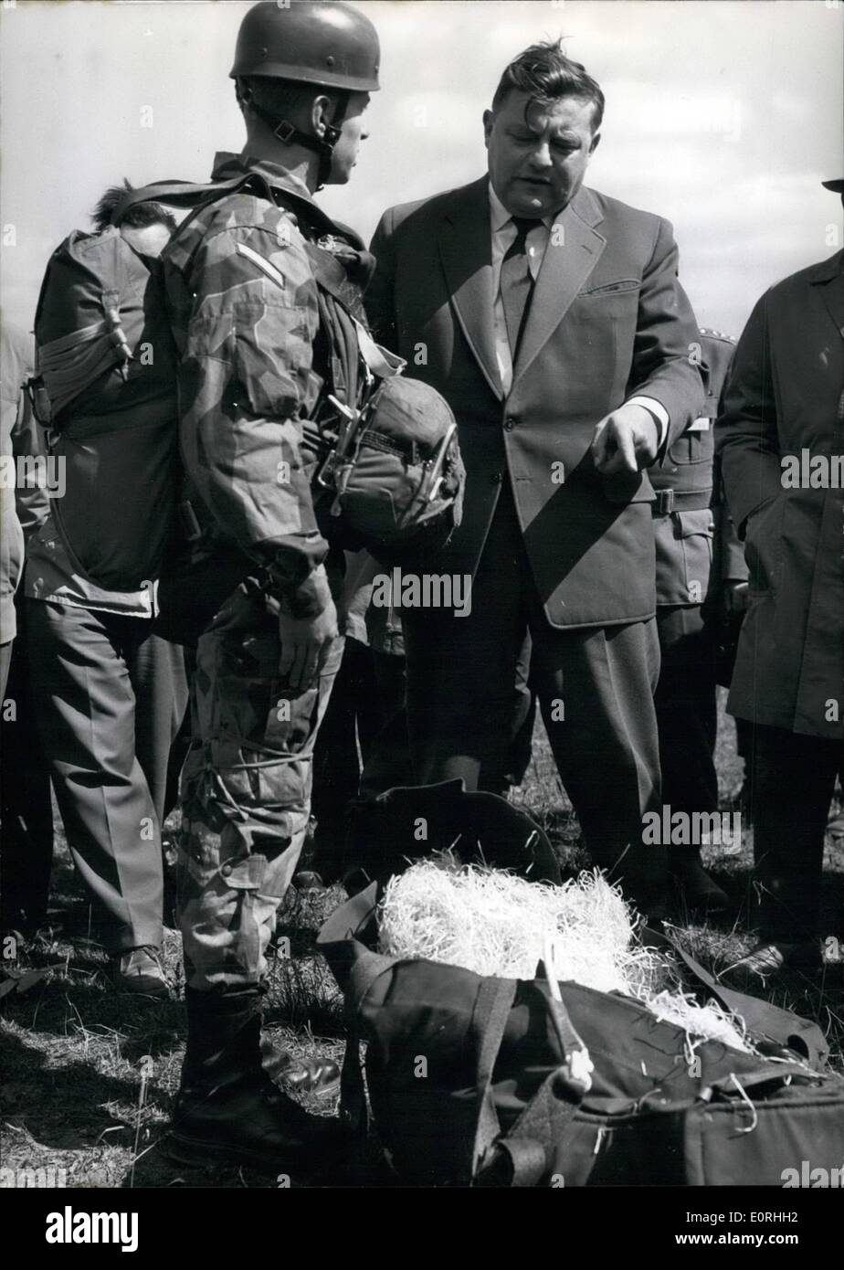 Sep. 09, 1959 - The West German Minister of Defence, Mr. Strauss, at ...