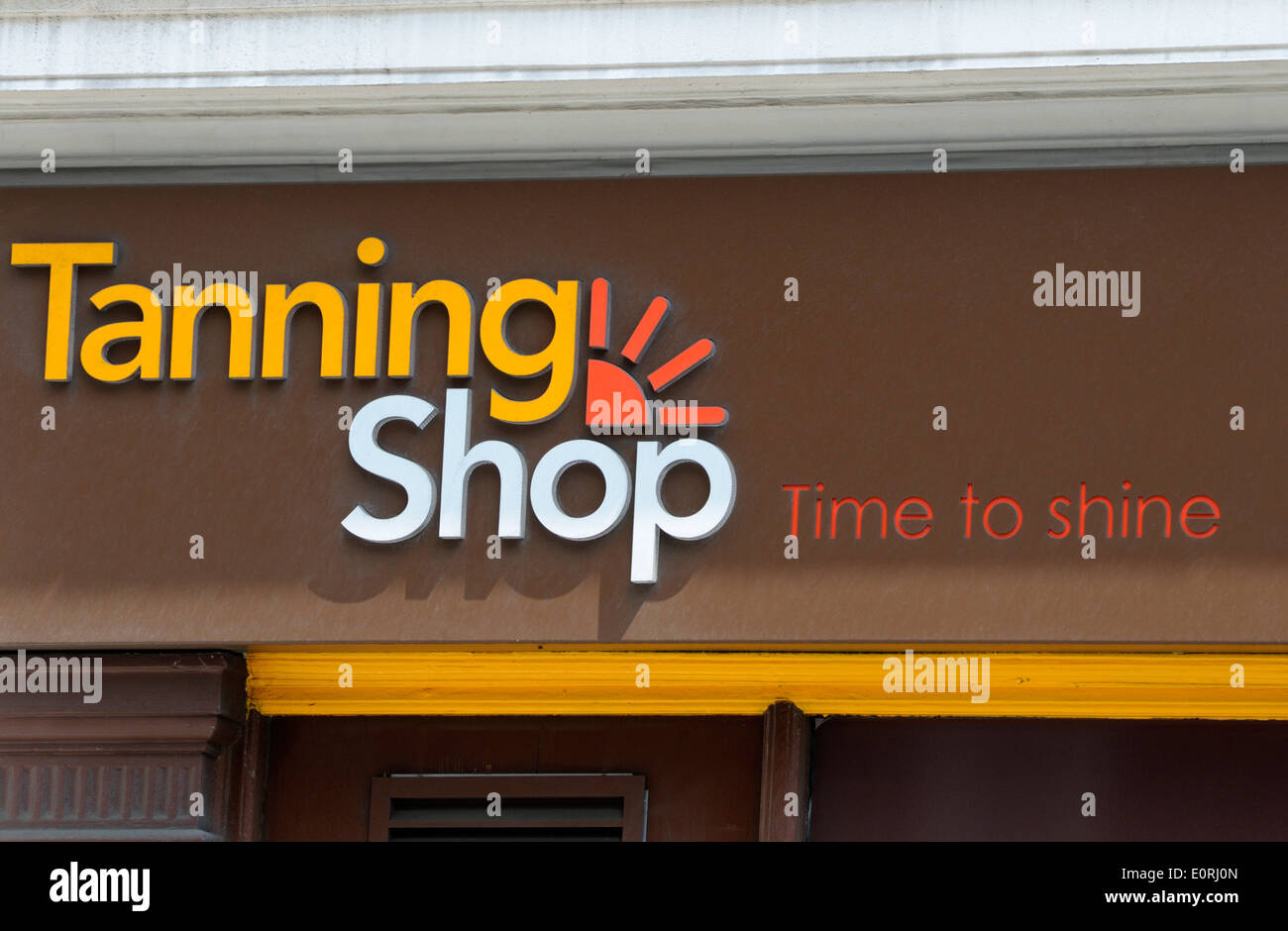 Tanning shop hi-res stock photography and images - Alamy