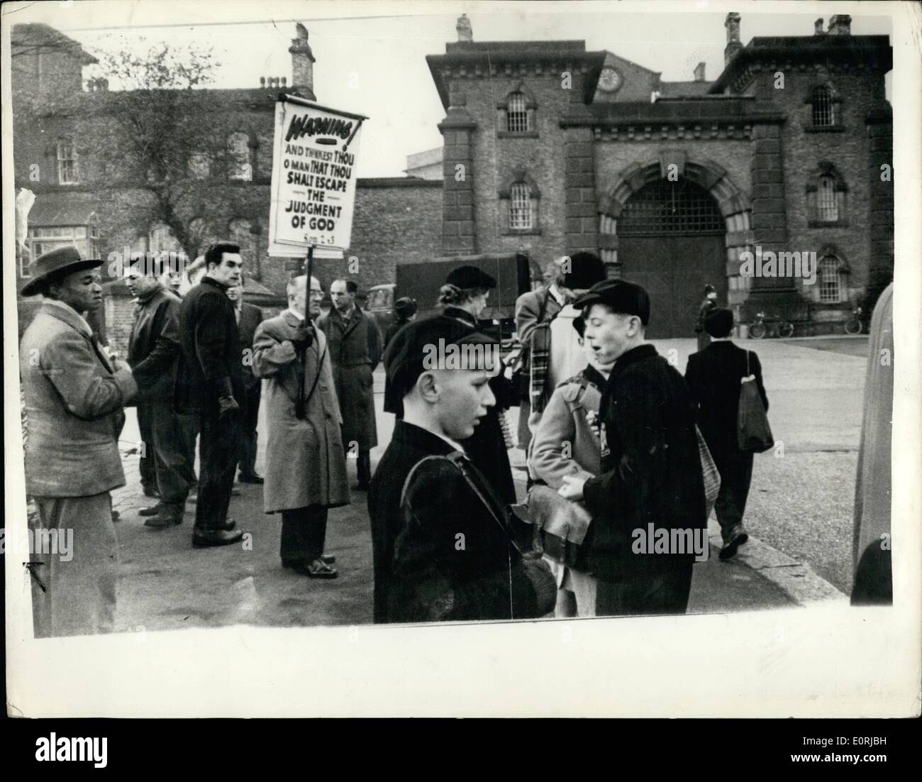 Wandsworth prison execution hi-res stock photography and images - Alamy