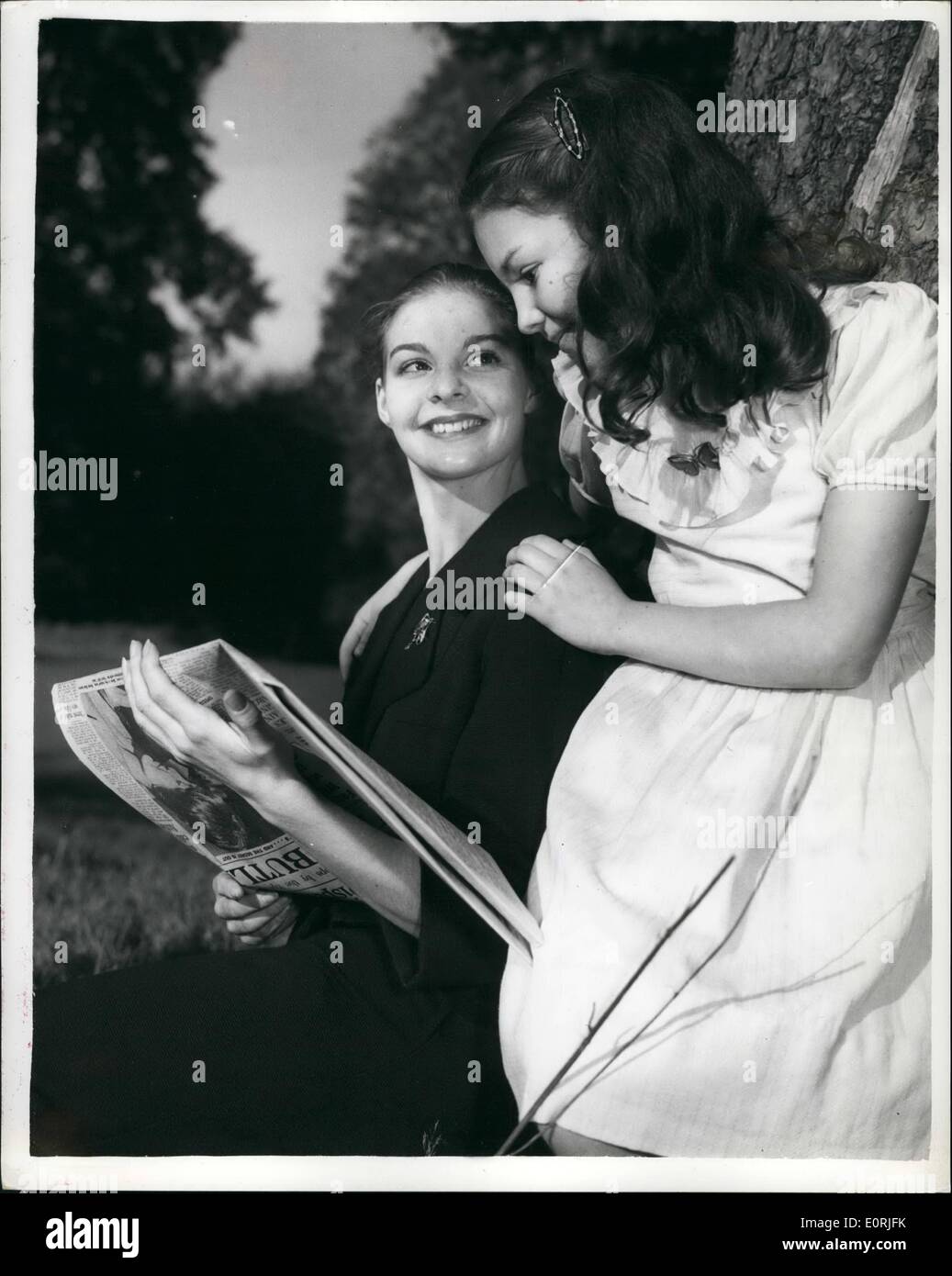 Oct. 10, 1959 - The New Dancing Start at Home with her Family after her ...