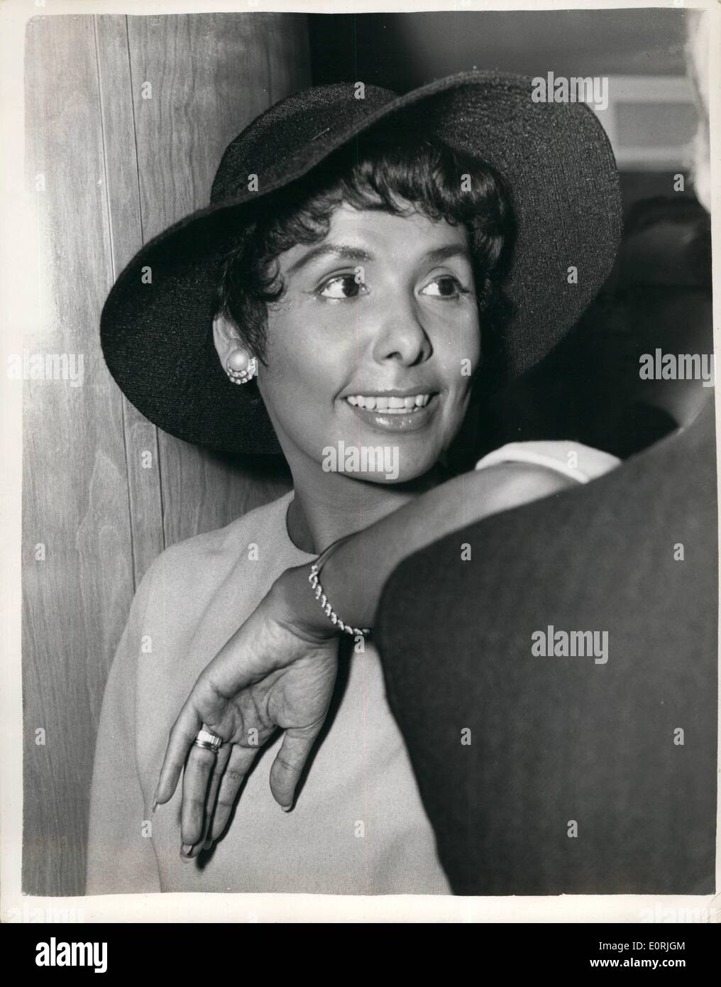 Oct. 10, 1959 - Lena Horne at variety club Lincheon: The popular ...