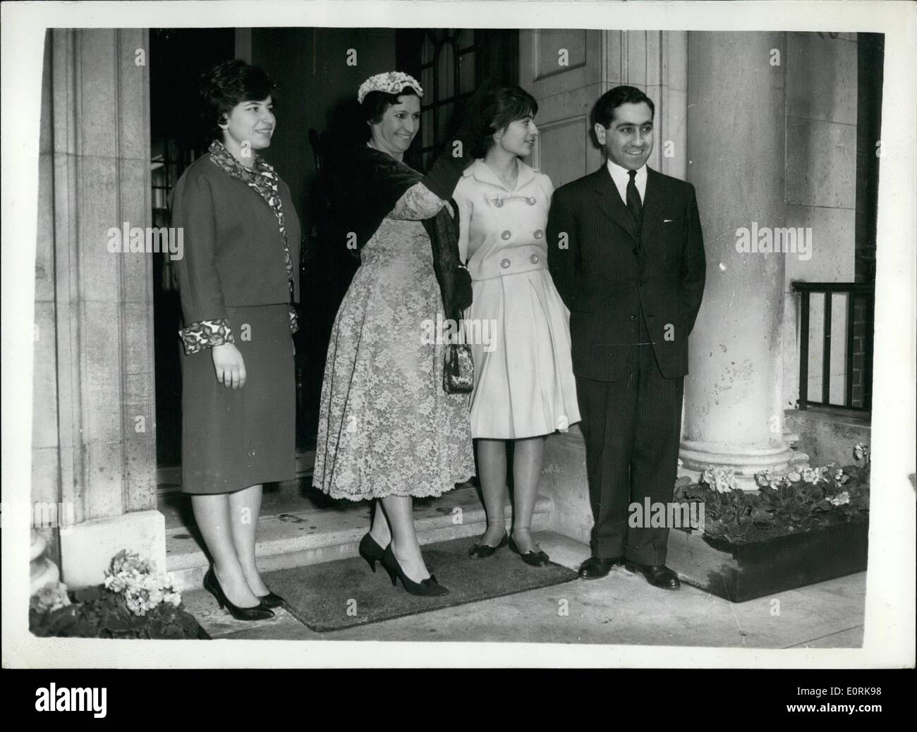 Oct. 28, 1959 - 28-10-59 New Jordanian Ambassador presents his ...