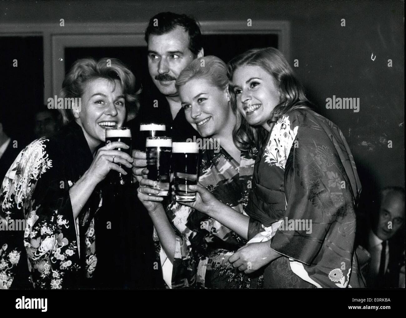 12 december 1959 hi-res stock photography and images - Alamy
