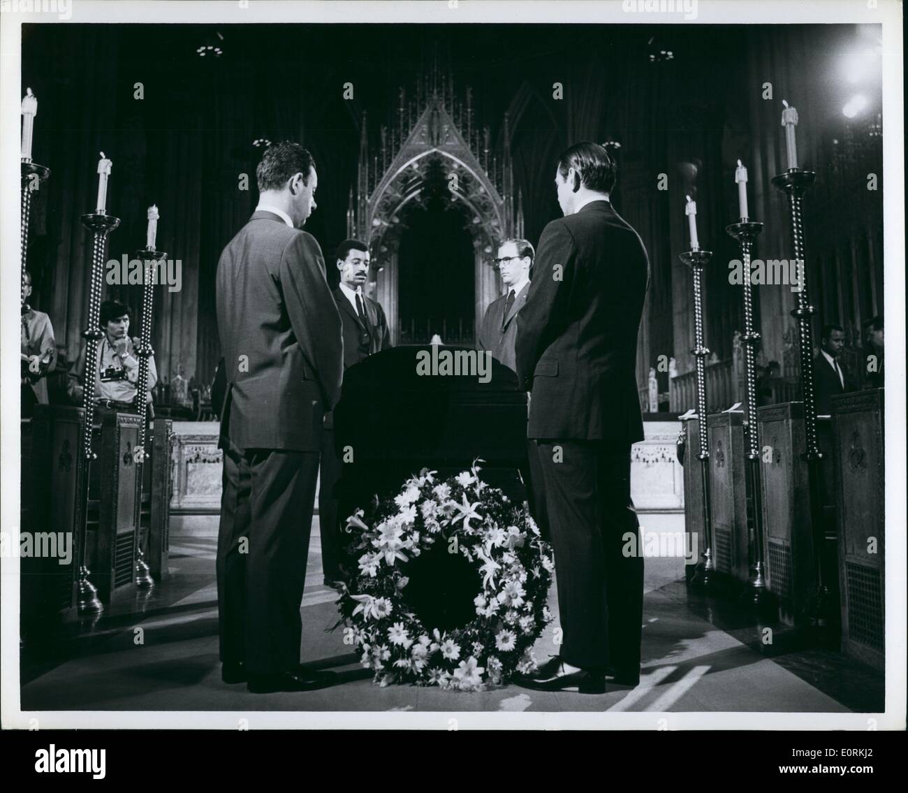 Kennedys casket hi-res stock photography and images - Alamy