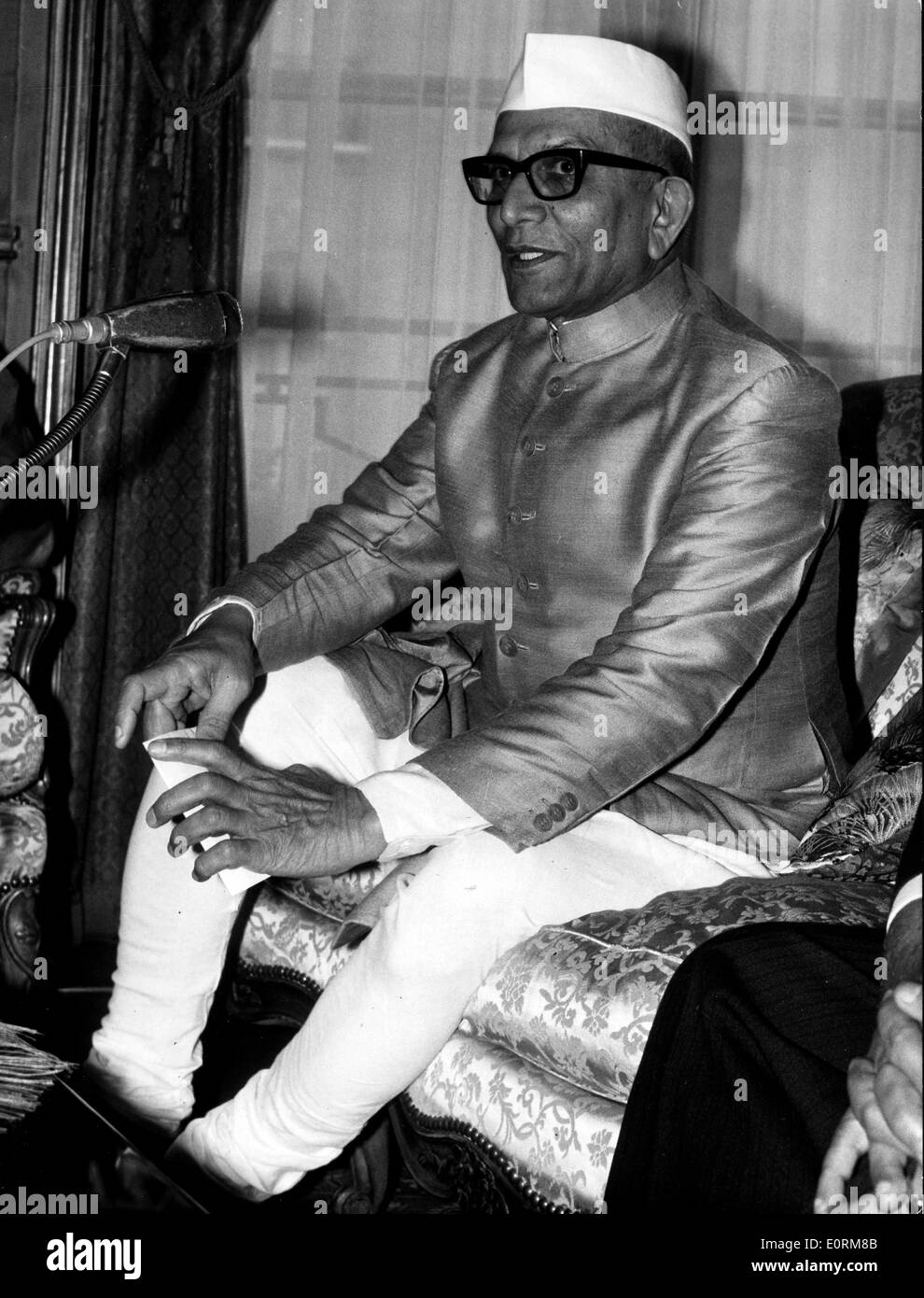 India 1960s hi-res stock photography and images - Alamy