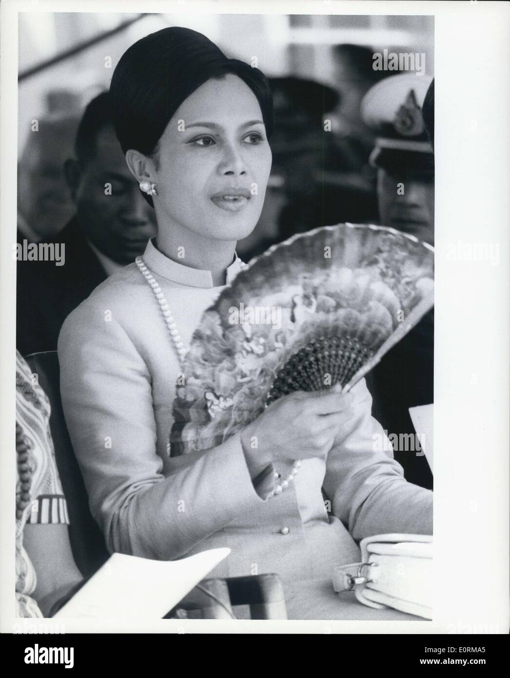 Thailand, queen sirikit hi-res stock photography and images - Alamy