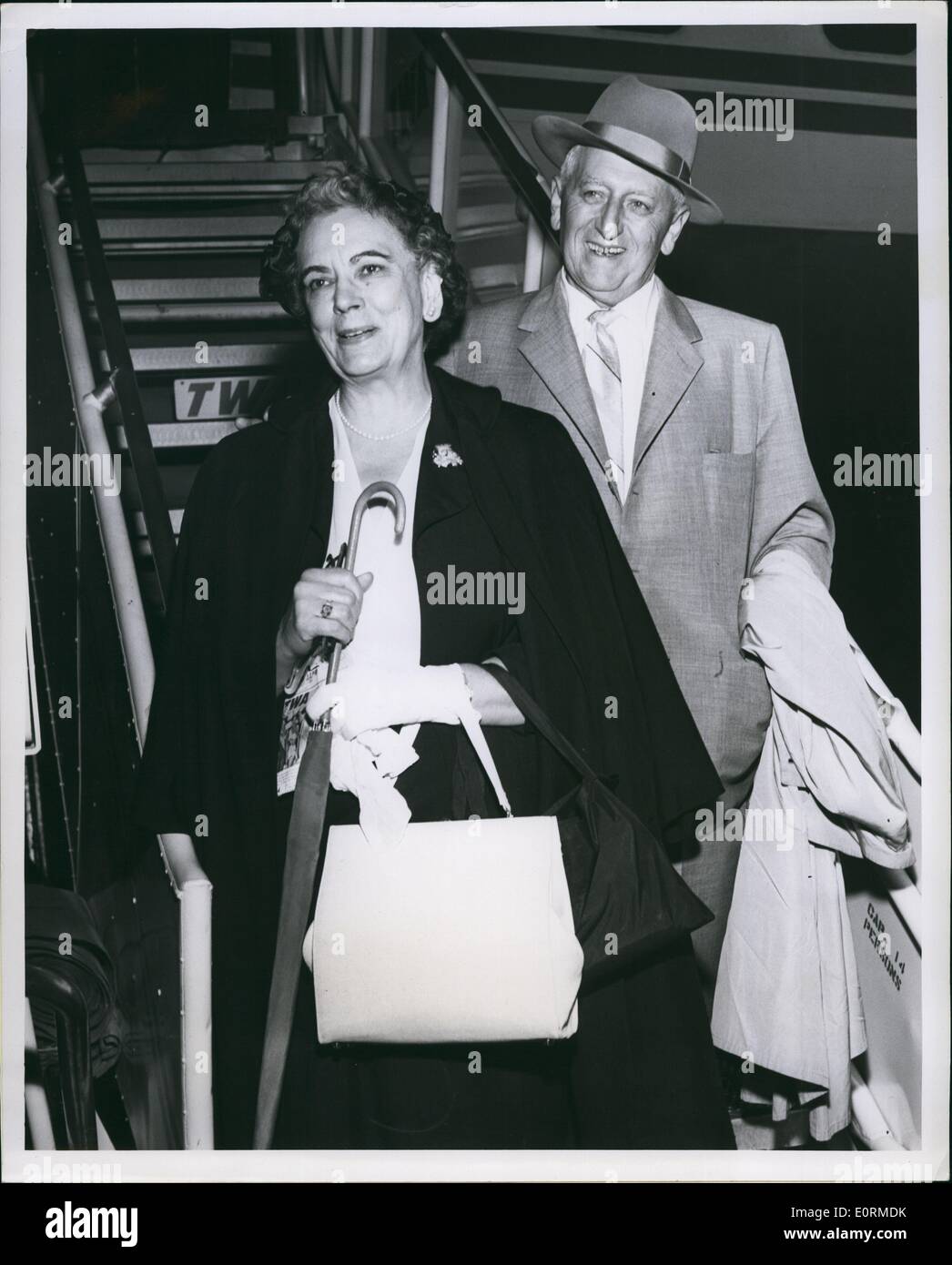 Mrs hudson hi-res stock photography and images - Alamy