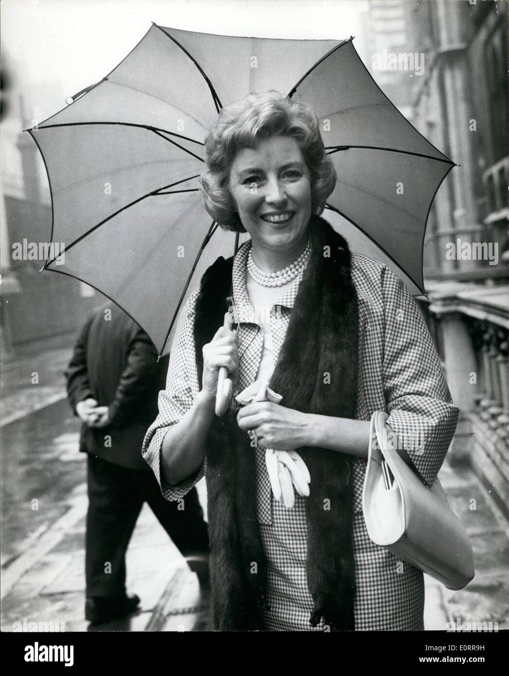 Vera lynn singer hi-res stock photography and images - Alamy