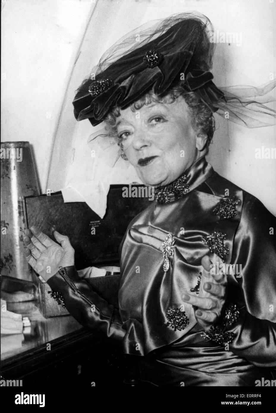 Deval Black and White Stock Photos & Images - Alamy