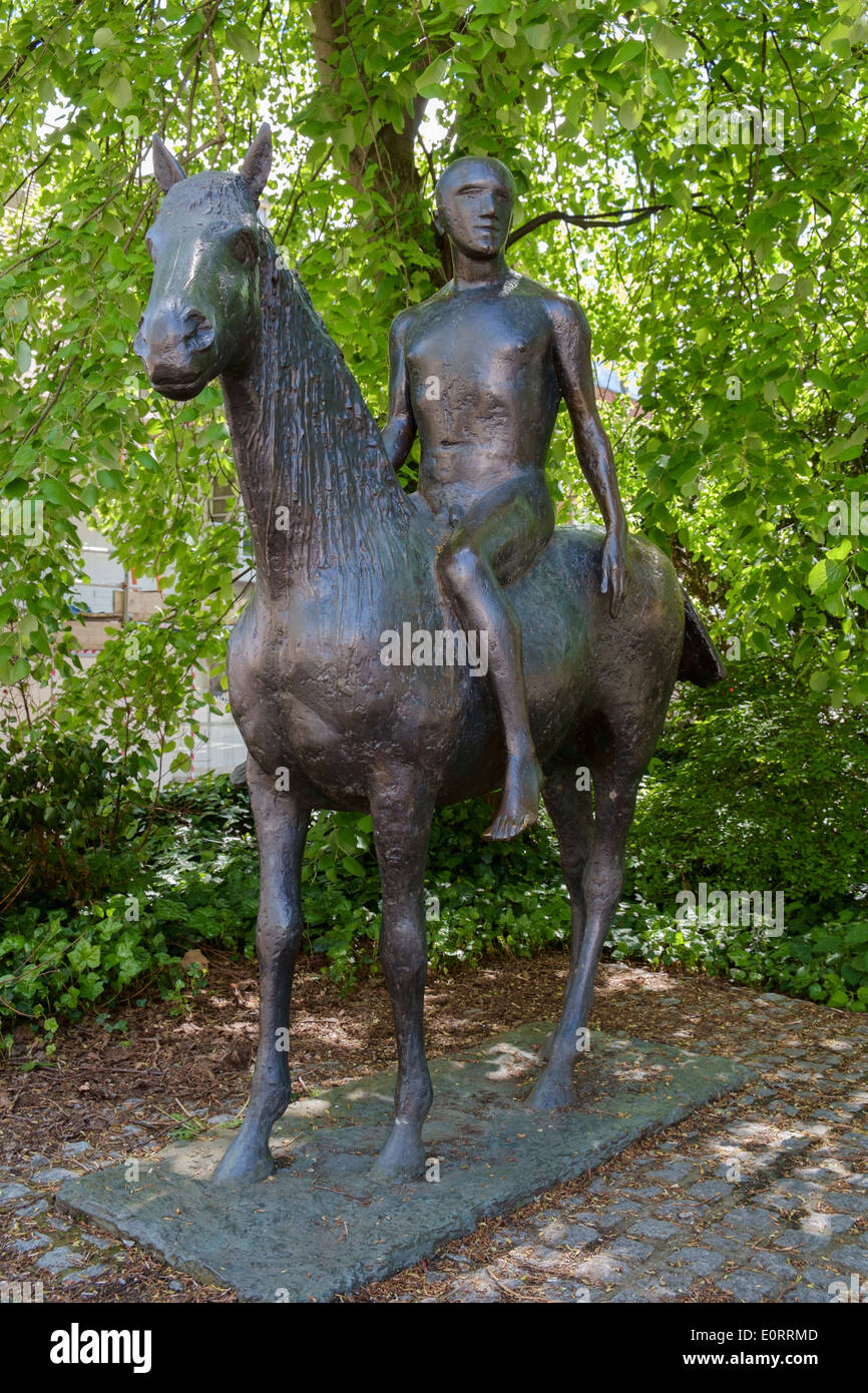 Horse and Rider statue in Winchester, Hampshire, England, UK Stock ...