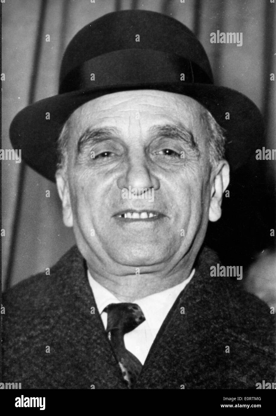 Prime Minister Edgar Faure without glasses Stock Photo - Alamy
