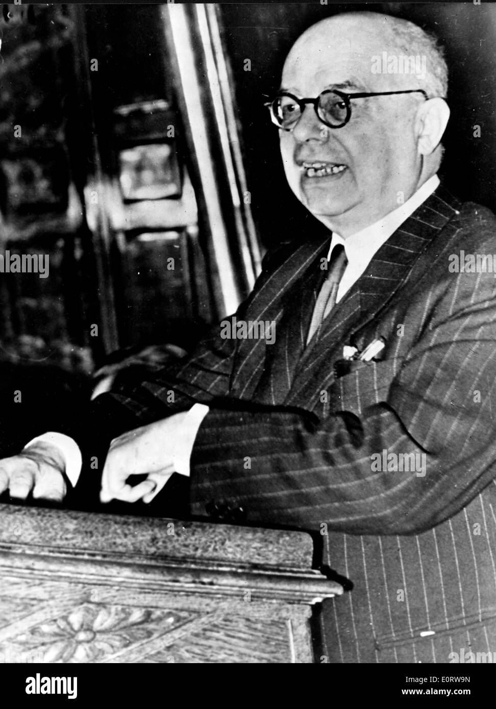 Curtius hi-res stock photography and images - Alamy