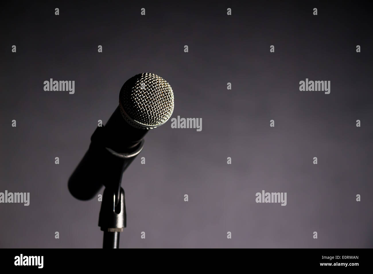 Microphone dark hi-res stock photography and images - Alamy