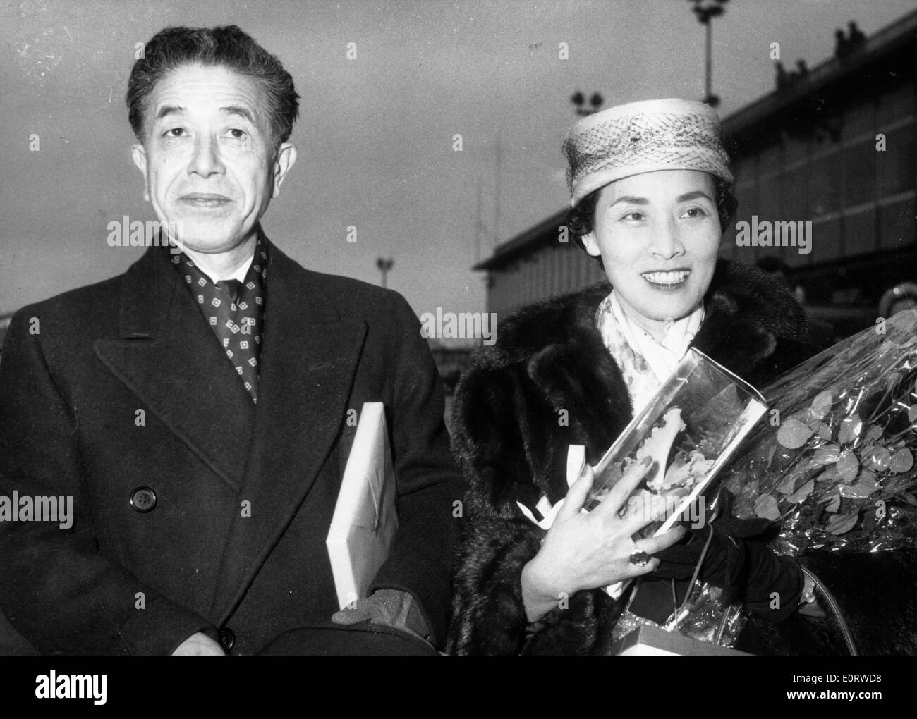 Ambassador tetsuro furukaki wife masuko hi-res stock photography and ...