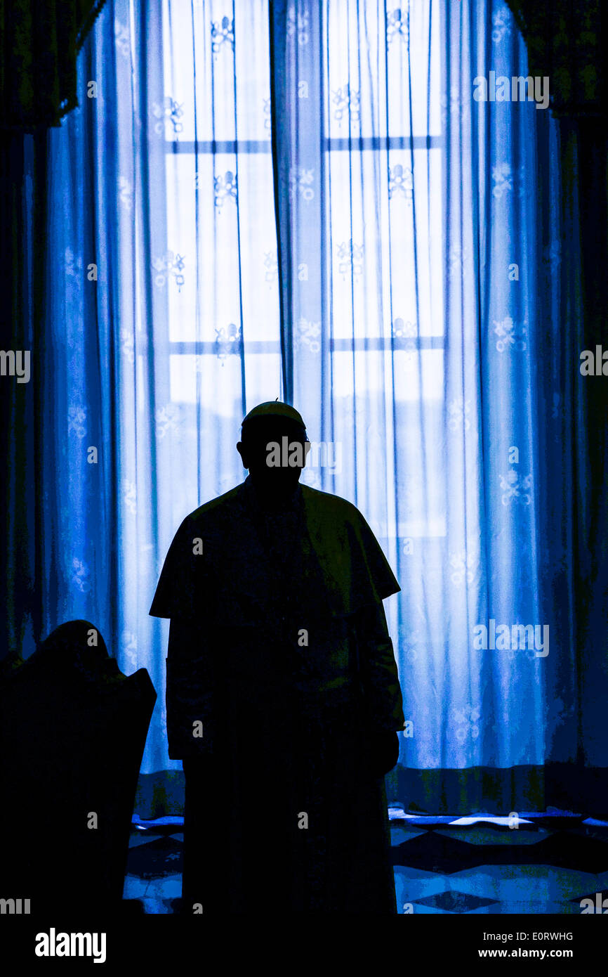 Pope window vatican hi-res stock photography and images - Alamy