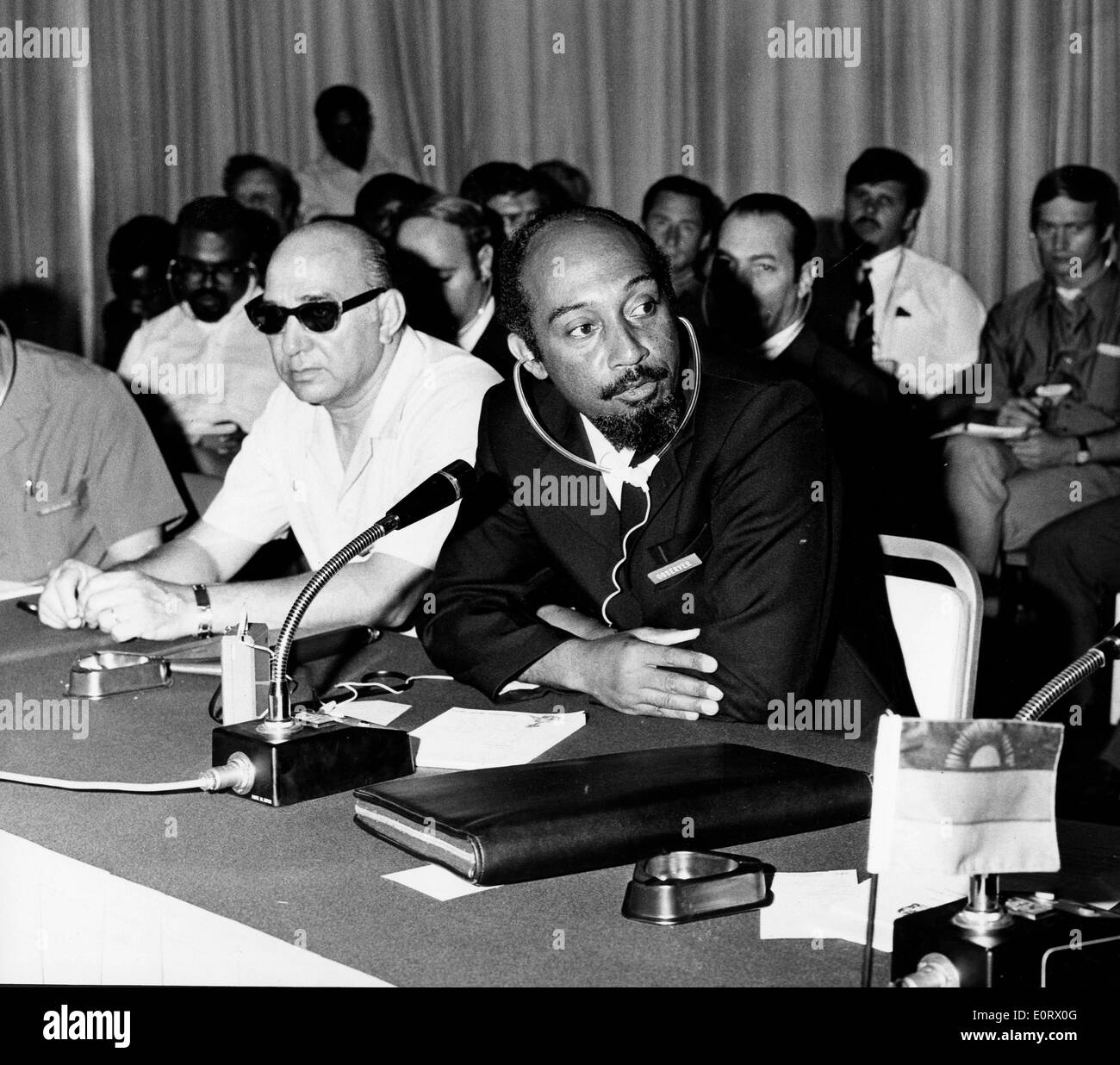 Movement conference Black and White Stock Photos & Images - Alamy