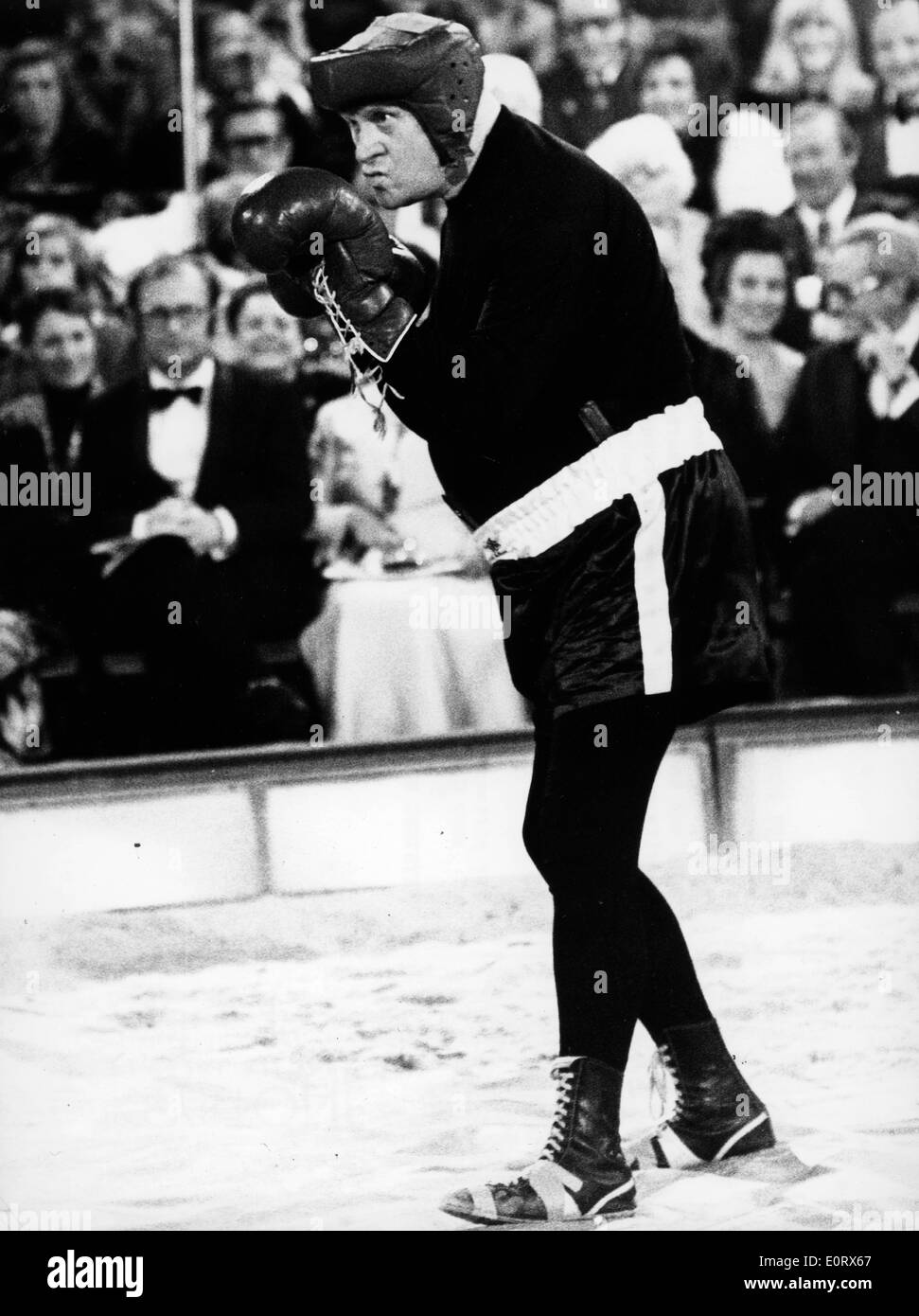 Outside boxing Black and White Stock Photos & Images - Alamy