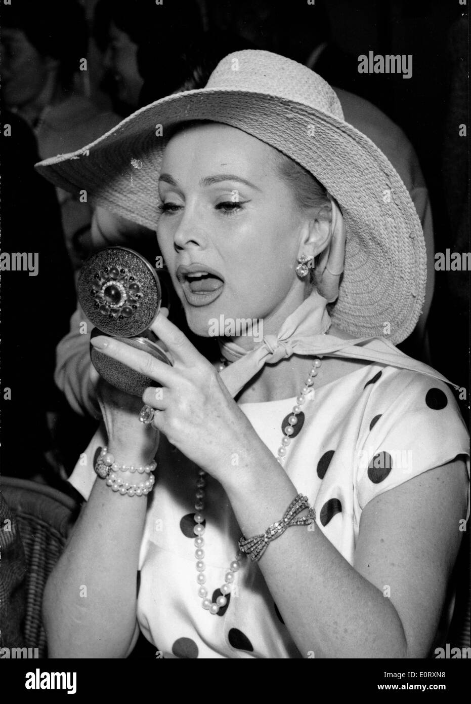 Make up compact Black and White Stock Photos & Images - Alamy