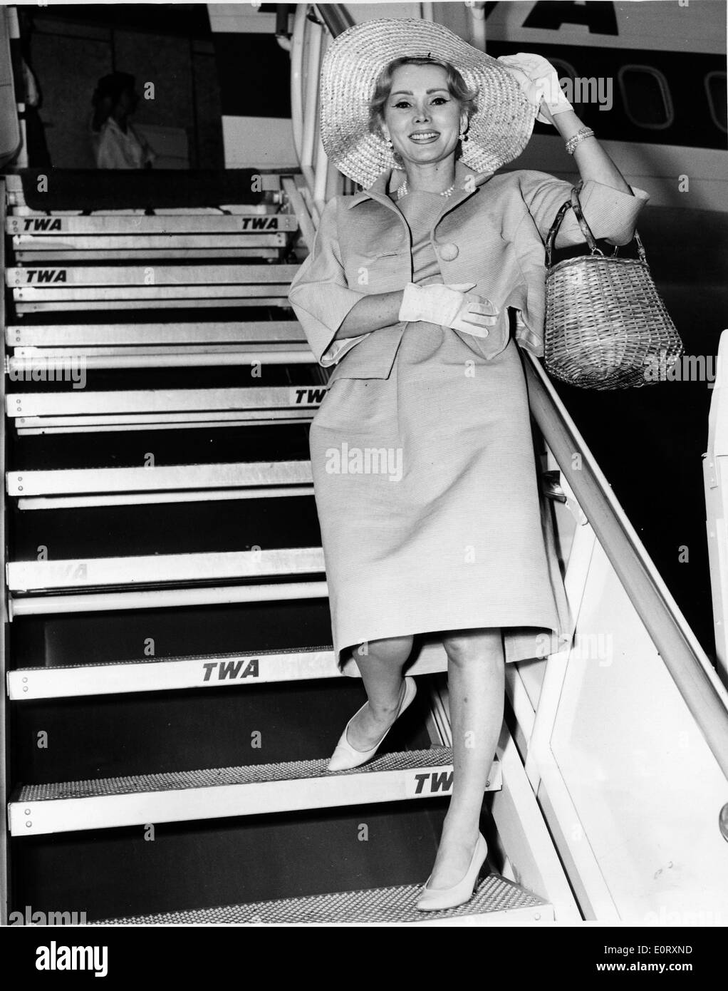 Actress zsa zsa gabor hi-res stock photography and images - Alamy