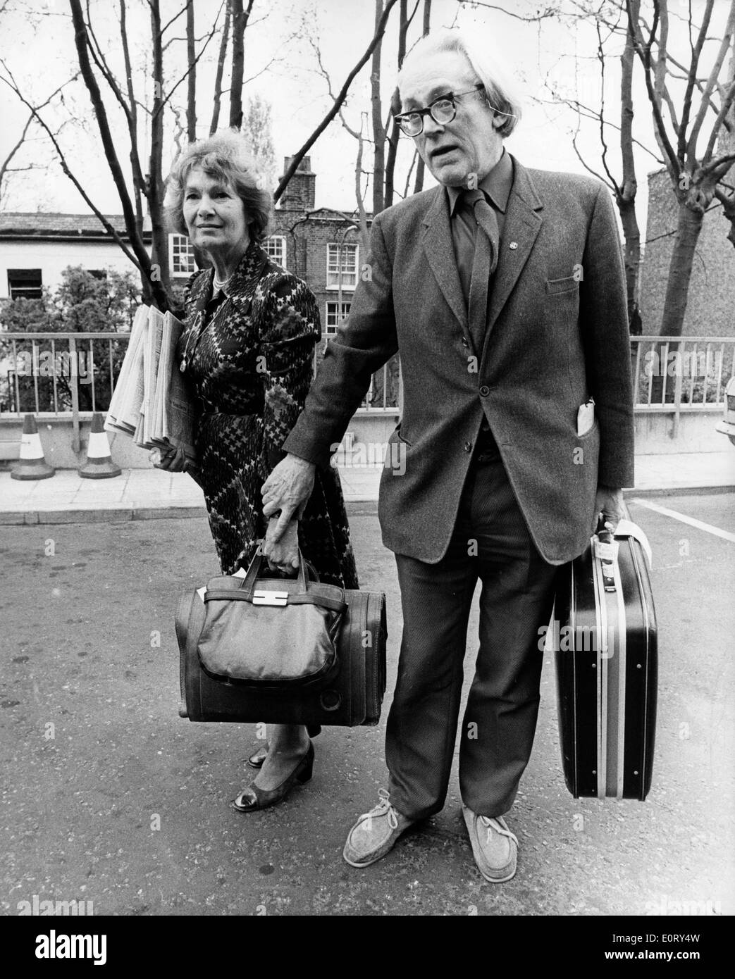 Politician Michael Foot with wife Jill Craigie Stock Photo - Alamy