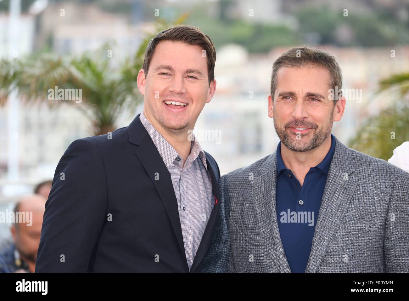 Cannes, France. 19th May, 2014. Actors Steve Carell (r) and Channing ...