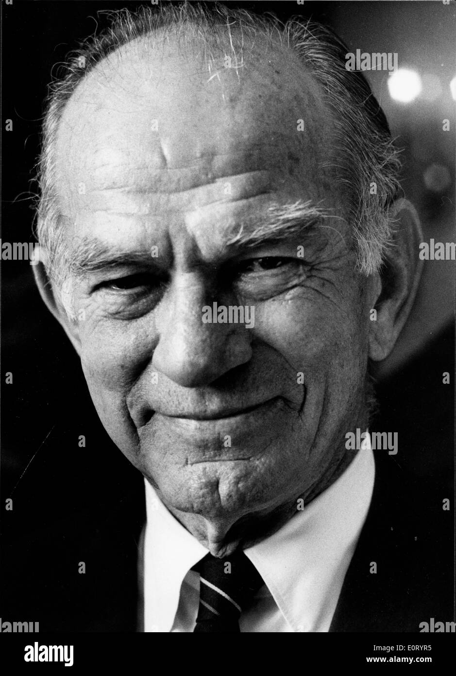 Senator fulbright hi-res stock photography and images - Alamy