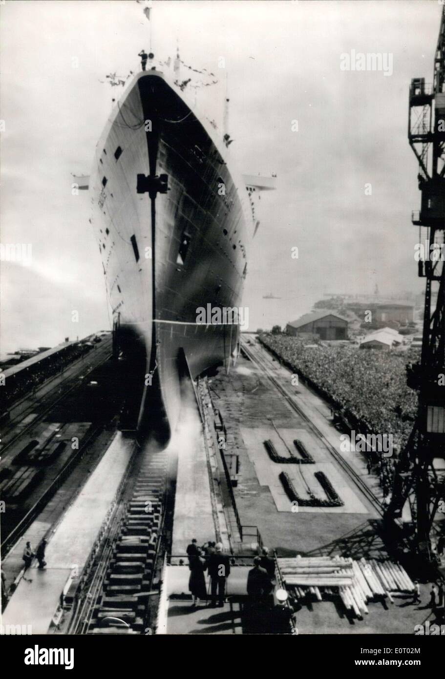 May 11, 1960 - The launch of the ship ''France'' at Saint Nazaire Stock ...