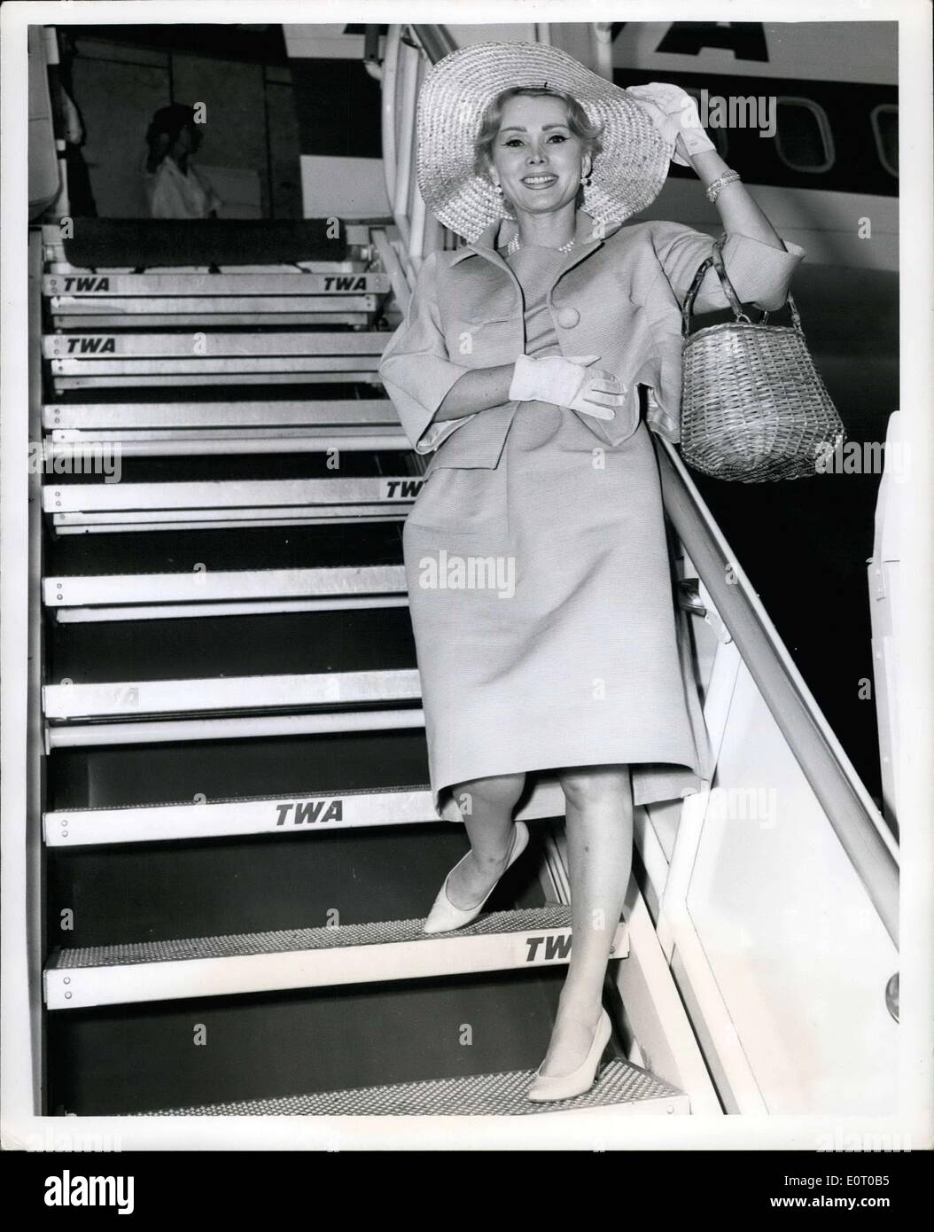 Jun. 01, 1960 - Zsa Zsa Gabor adds a Glamorous touch to the airport ...