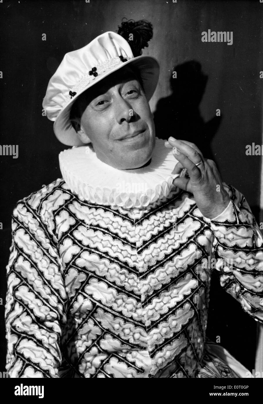 Actor Fernandel in costume for the movie 'Don Juan' Stock Photo - Alamy