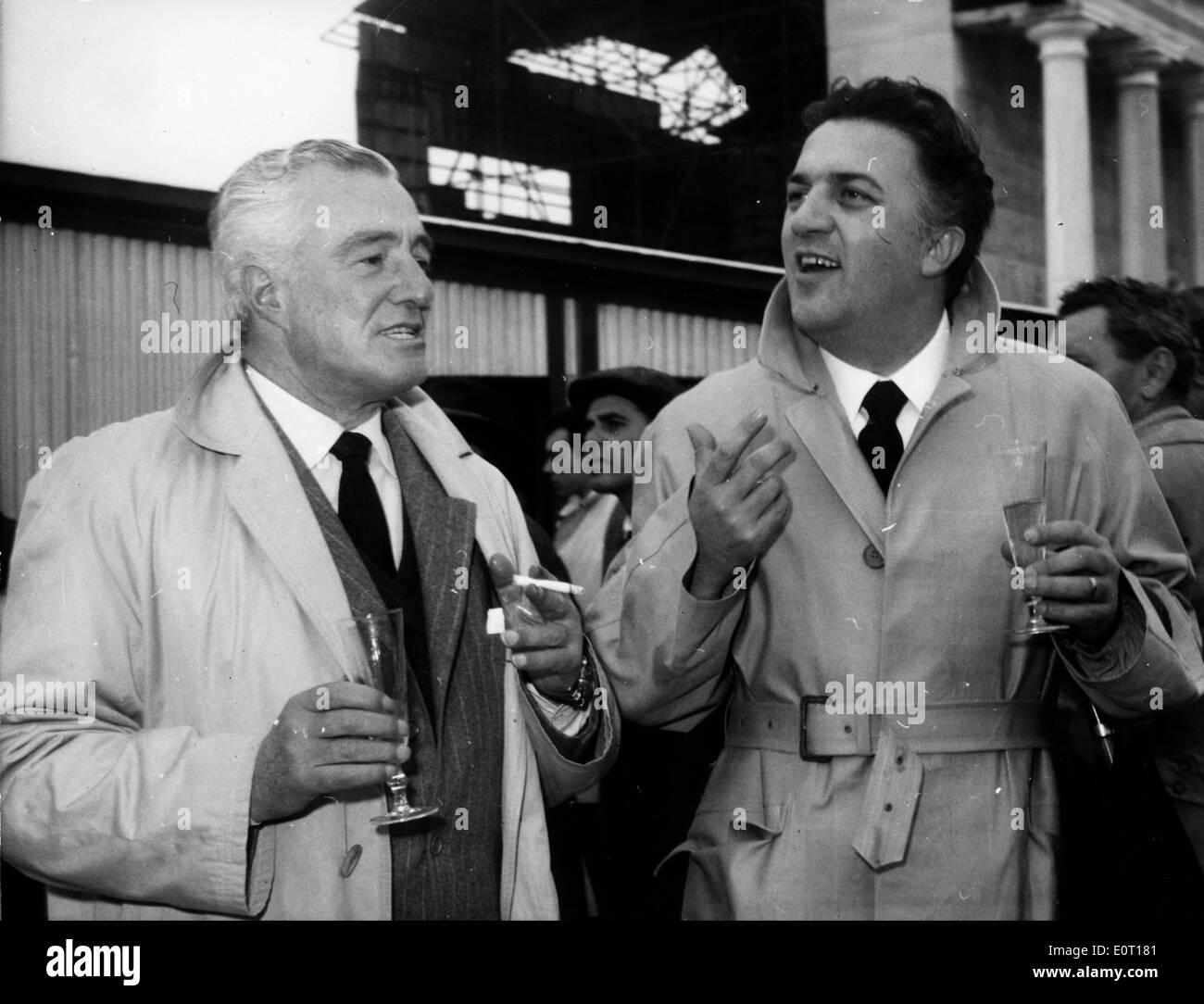 Drinking and smoking images Black and White Stock Photos & Images - Alamy