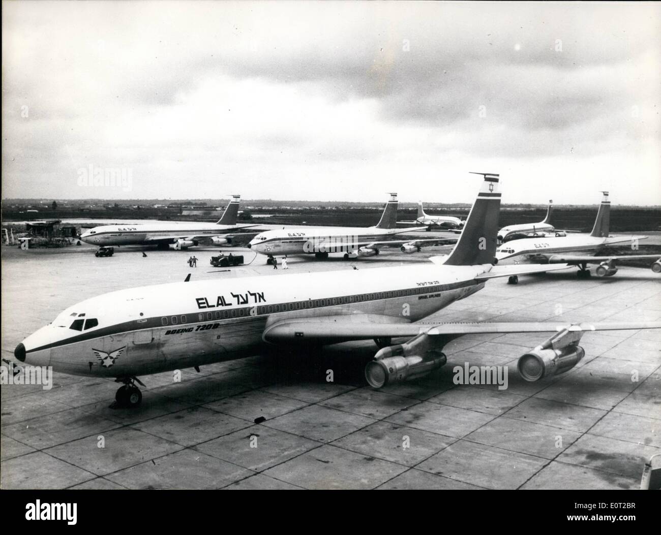 El al airliner hijacked arab commando hi-res stock photography and ...