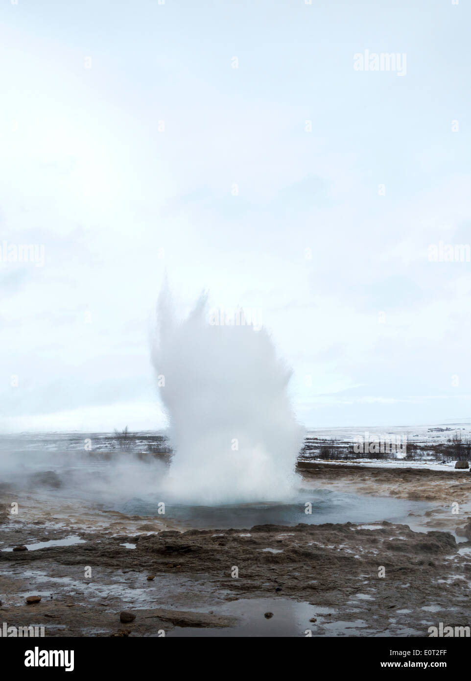 Geyser hot spring hi-res stock photography and images - Alamy