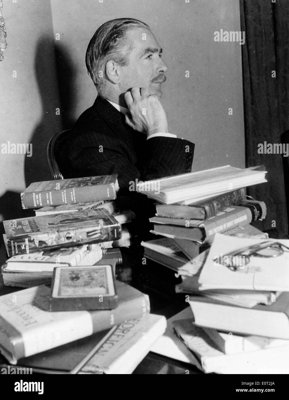 Portrait of robert anthony eden hi-res stock photography and images - Alamy