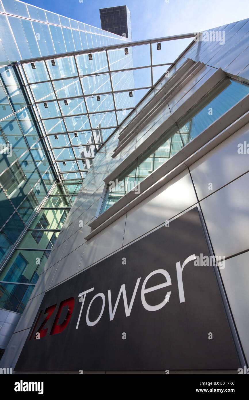 Izd tower donaucity wien oesterreich izd tower hi-res stock photography ...