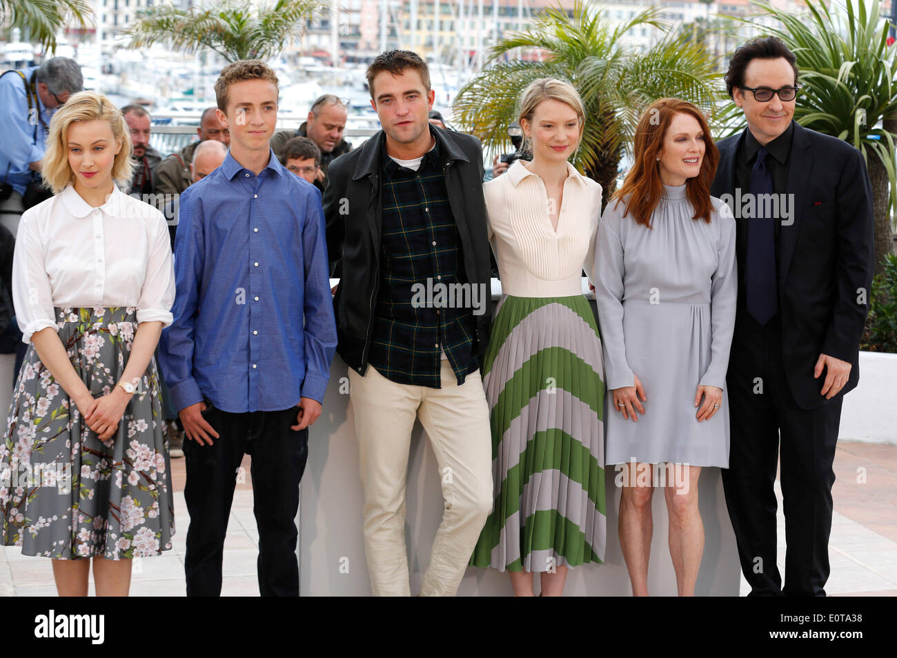 Sarah Gadon, Evan Bird, Robert Pattinson, Mia Wasikowska, director ...