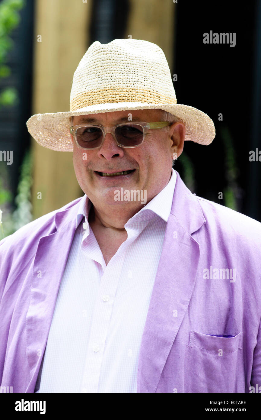 Christopher biggins hi-res stock photography and images - Alamy