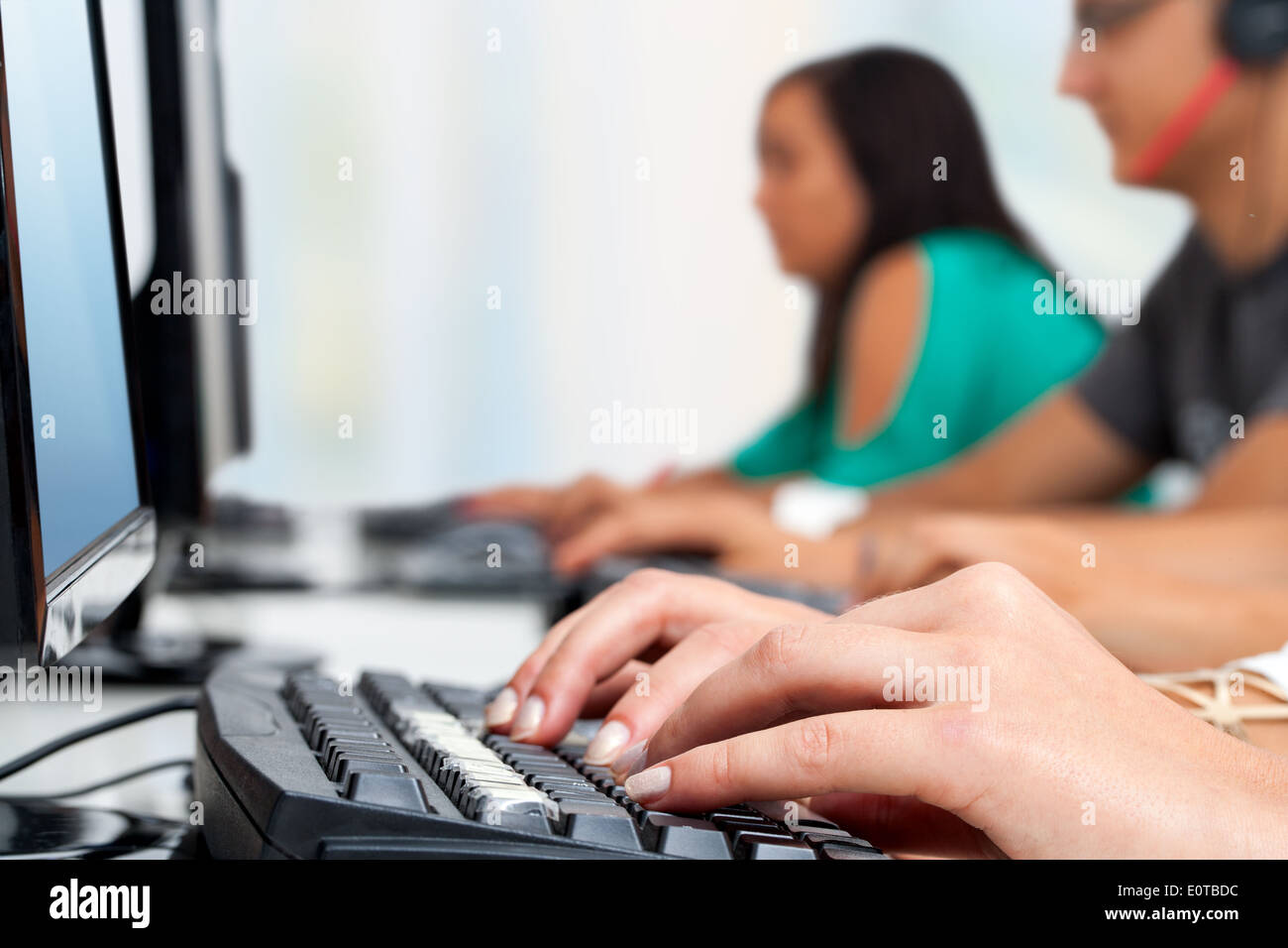 Office workers in line hands hi-res stock photography and images - Alamy
