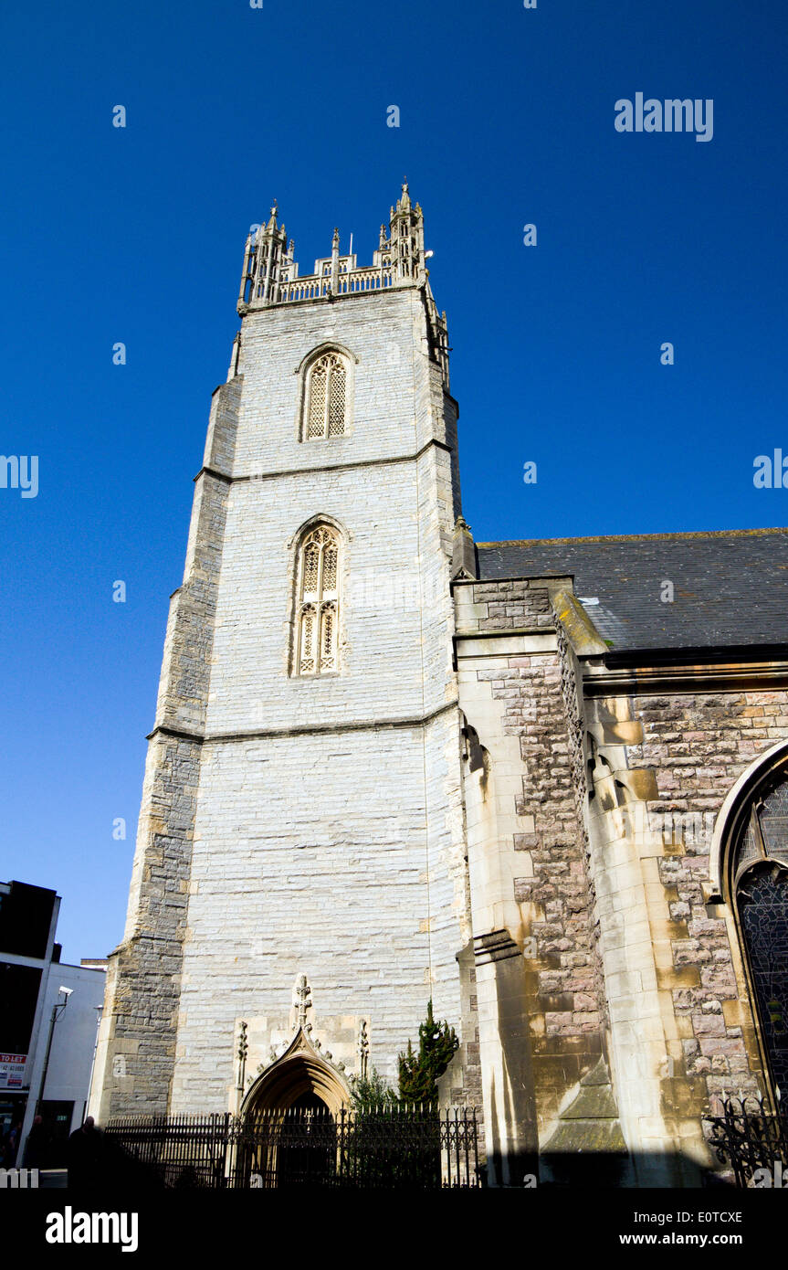 St johns church cardiff hi-res stock photography and images - Alamy