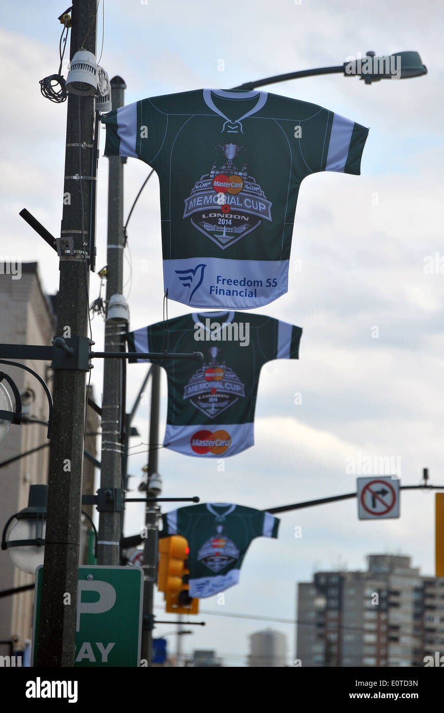 Mastercard london hi-res stock photography and images - Alamy