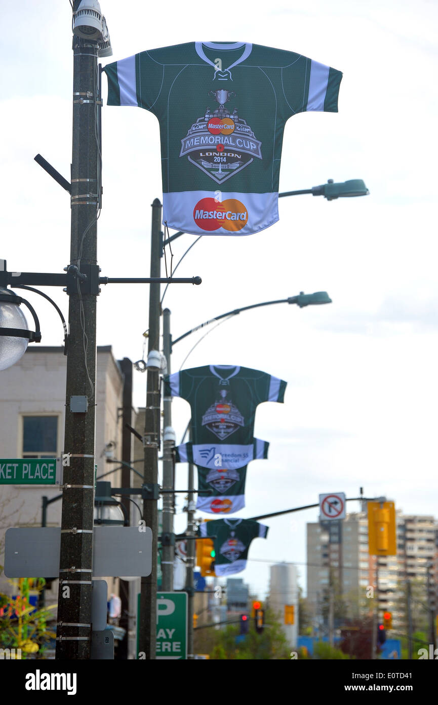 Mastercard london hi-res stock photography and images - Alamy