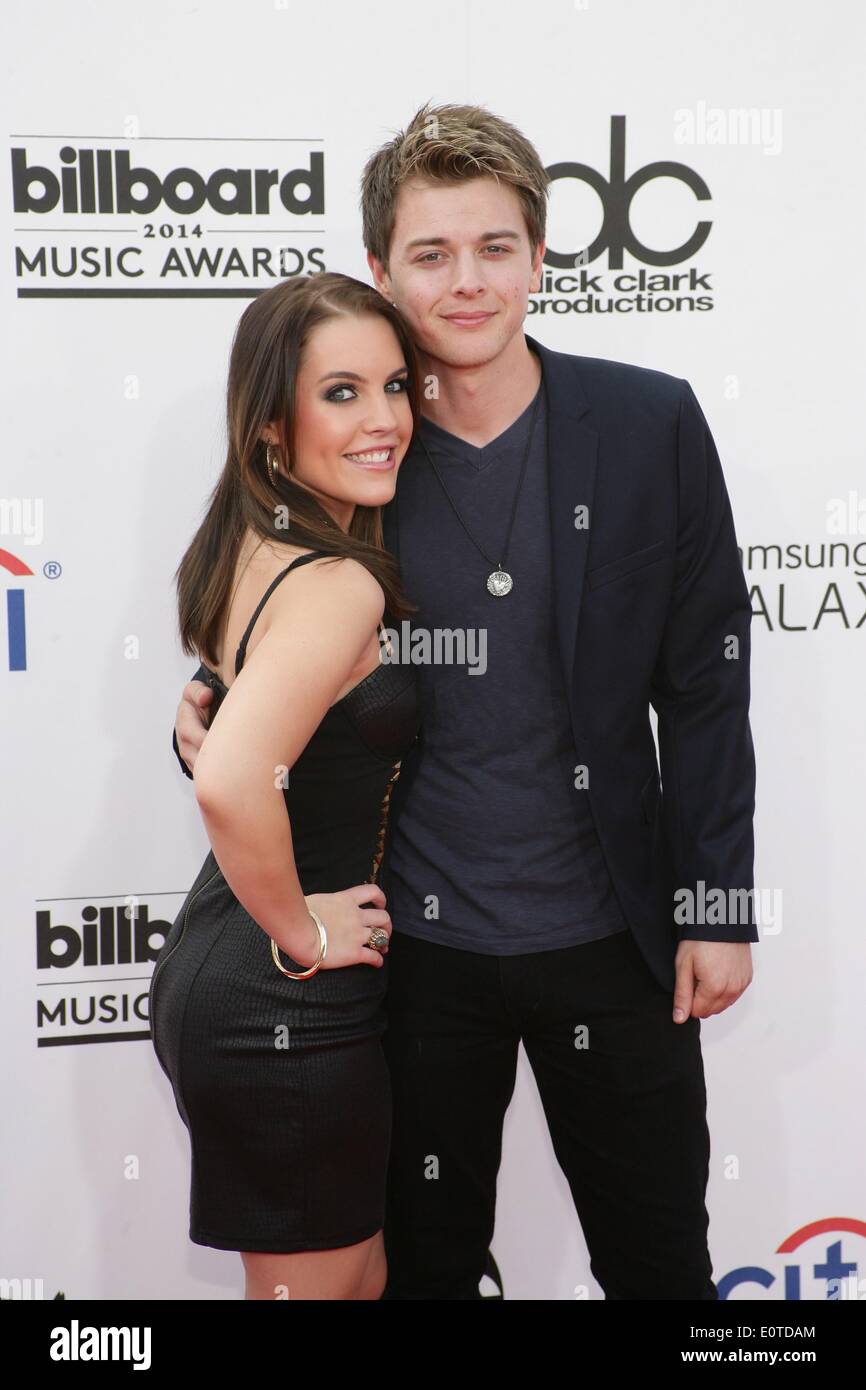 Chad duell kristen alderson hi-res stock photography and images - Alamy