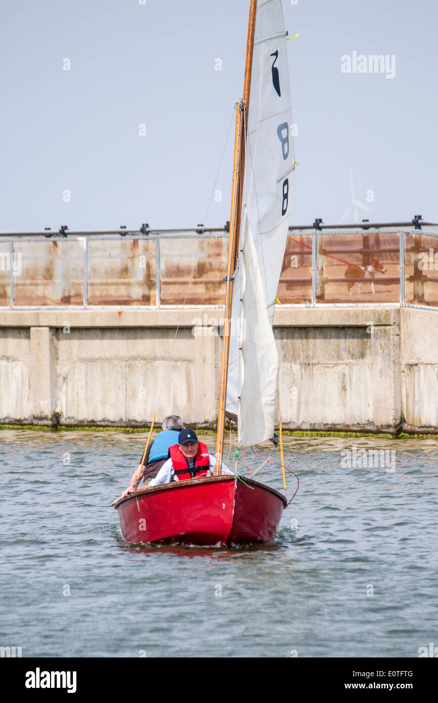 Dinghy racing hi-res stock photography and images - Alamy