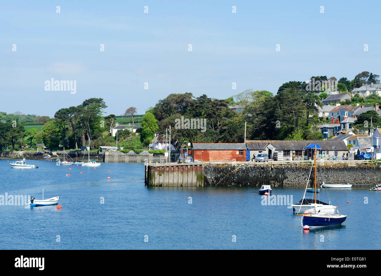 the river side village of flushing near falmouth in cornwall, uk Stock ...