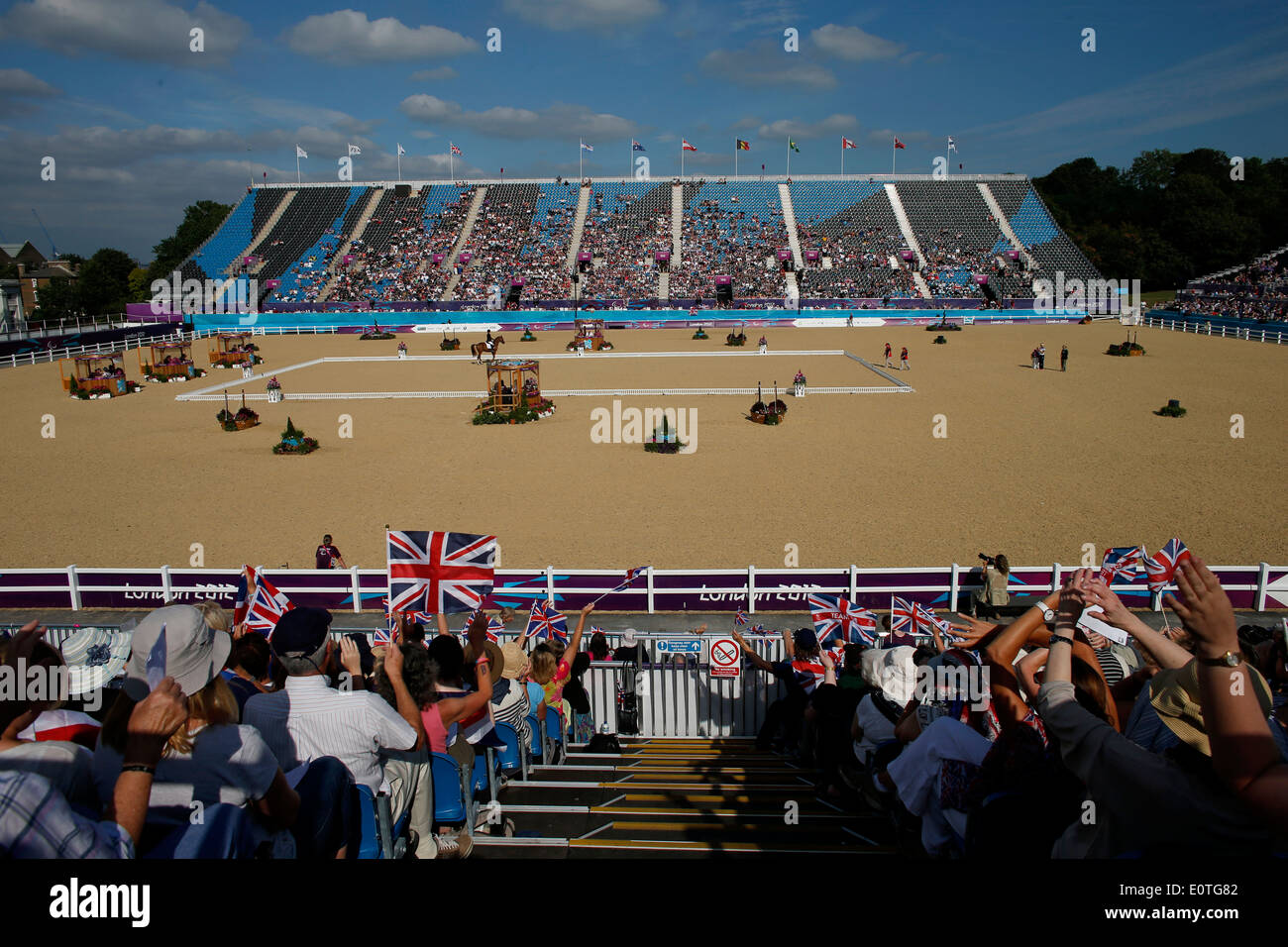 Union jack medal hi-res stock photography and images - Alamy