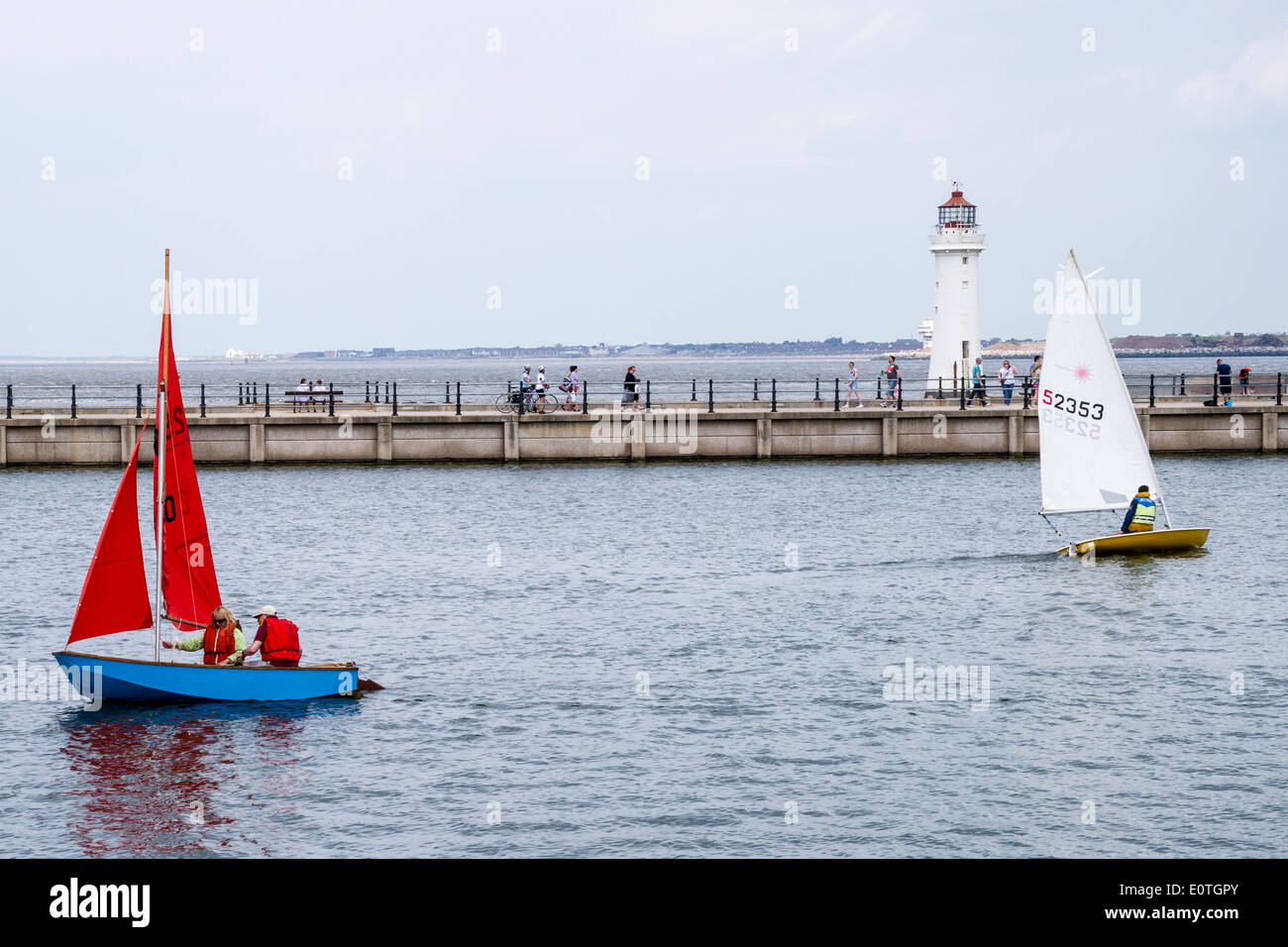 Dinghy racing with the West Cheshire Sailing Club on New Brighton ...