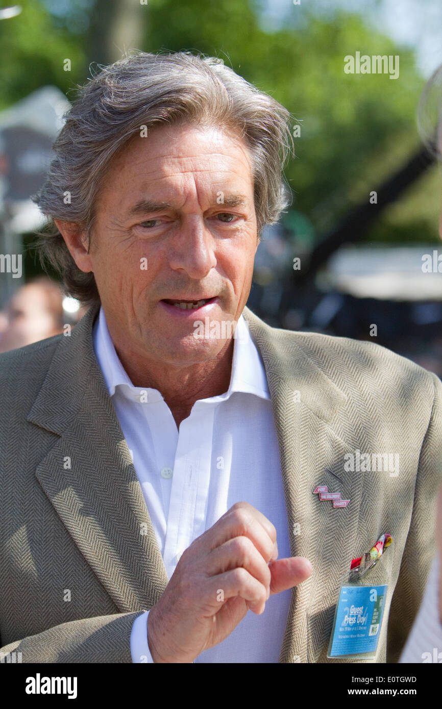 Lord mayor of stoke hi-res stock photography and images - Alamy