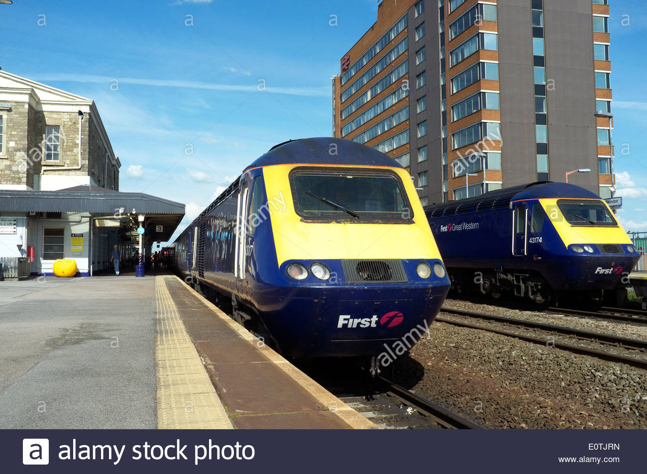 First Great Western Railway High Resolution Stock Photography and ...