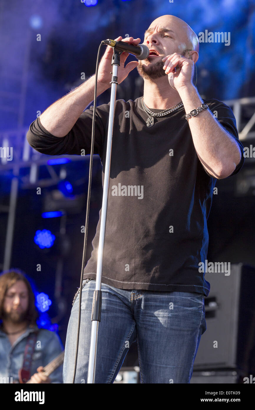 James dylan hi-res stock photography and images - Alamy