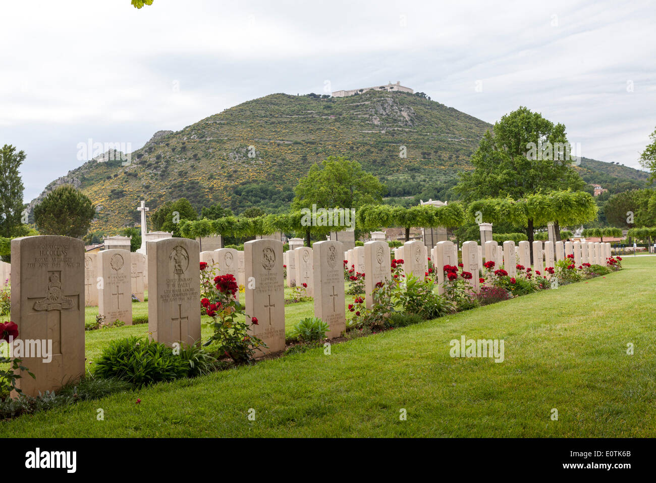 Cassino cemetery and memorial hi-res stock photography and images - Alamy